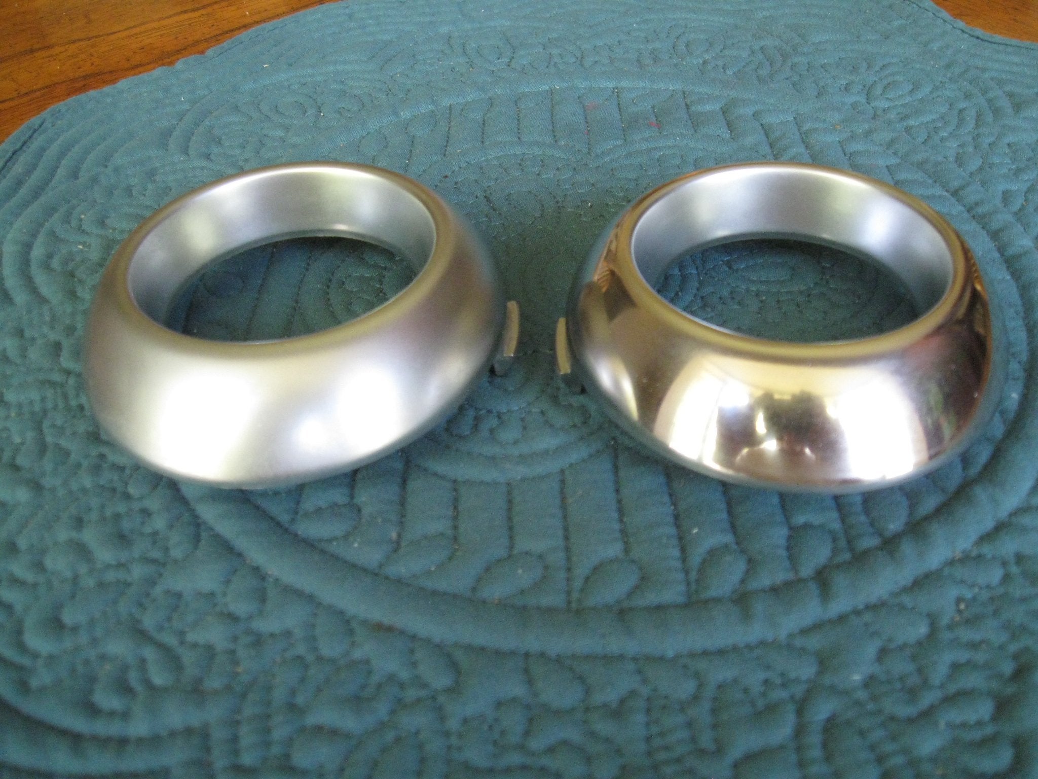 Shiny fog light bezels | Chevy SSR Forum Shiny fog light bezels | Chevy SSR Forum